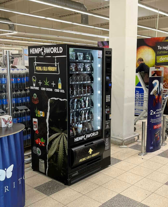 CBD a HHCP automat v Tesco Sušice – kratomworld.cz - Kratom World